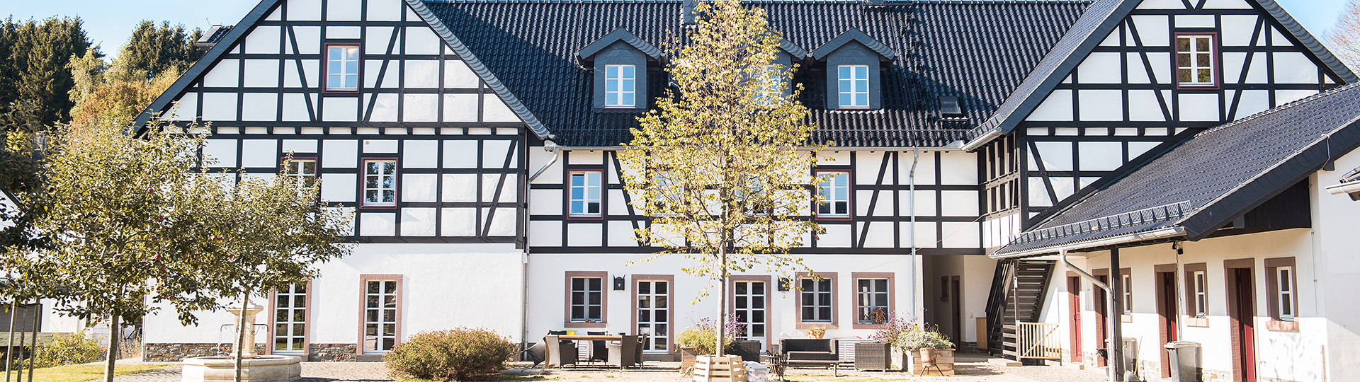 Organe der Stiftung - Dr. Axe-Stiftung Bonn